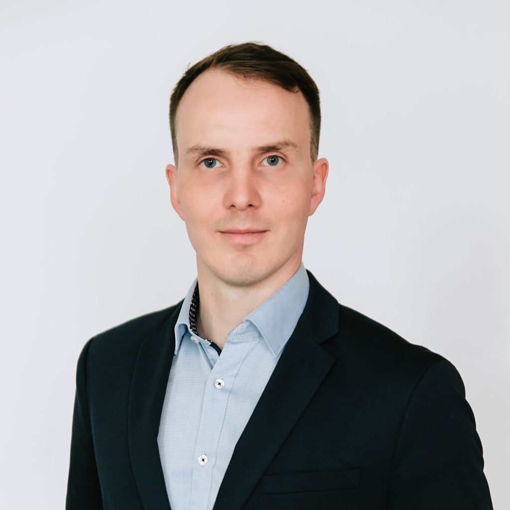 Contact - Rakvere EE